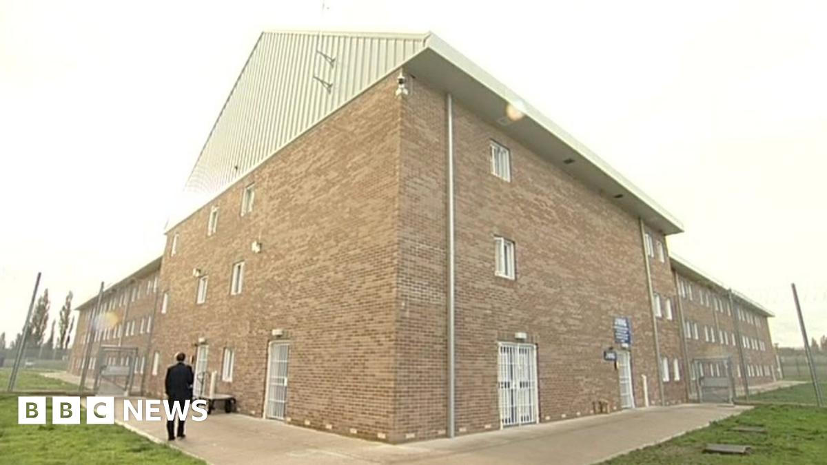 HMP Lindholme death: Prisoner died from stab wound - BBC News