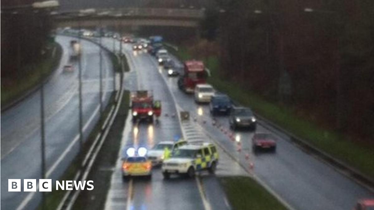 Body of woman found under bridge over A483 Chirk bypass - BBC News