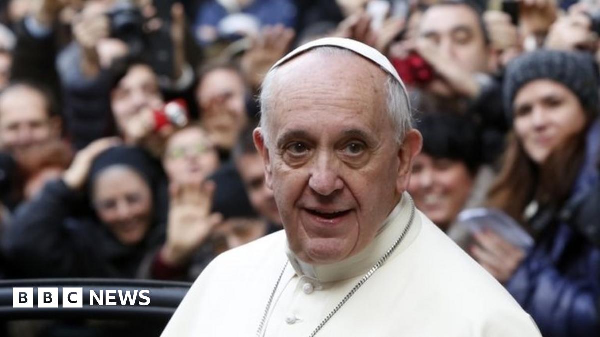Pope Francis surprises nuns in Spain with phone call - BBC News