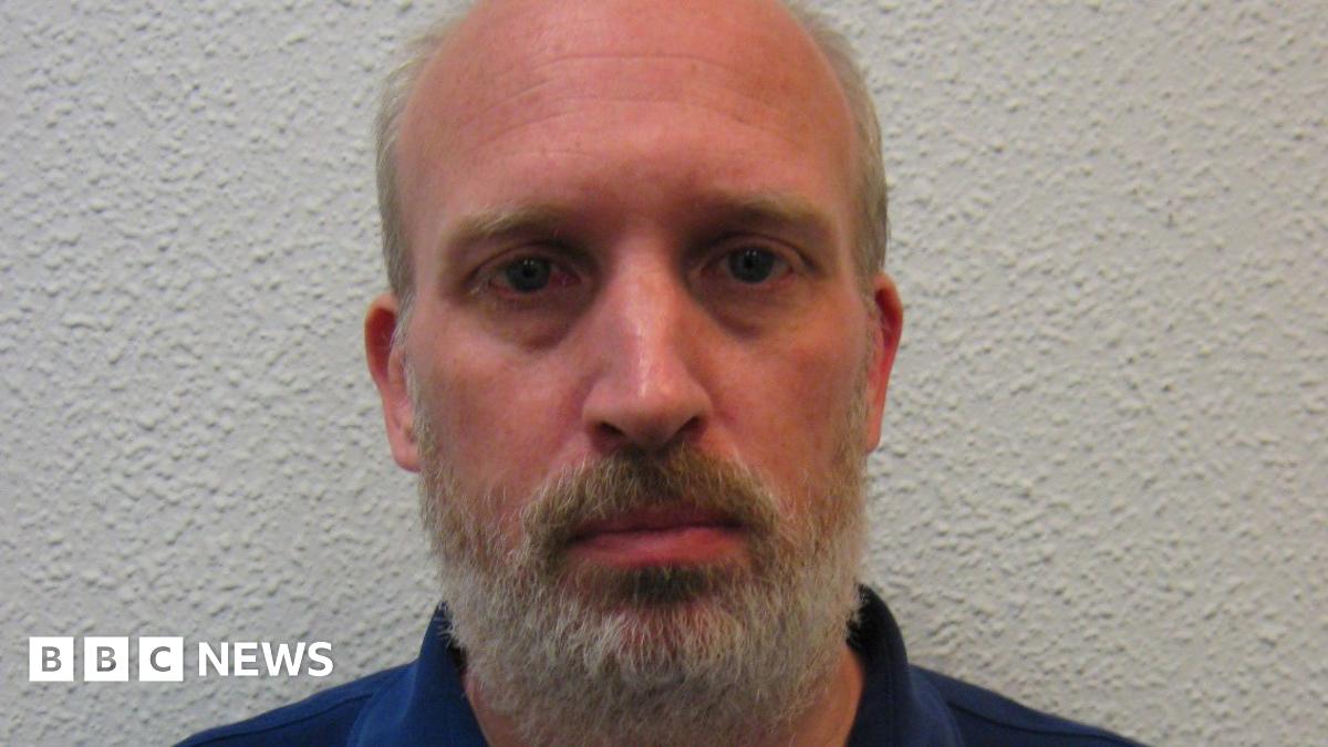 Ex-Staines man Neil Robinson jailed over sex offences - BBC News