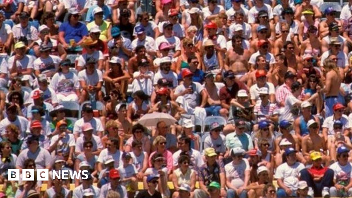 Tapping into the IT cloud crowd - BBC News