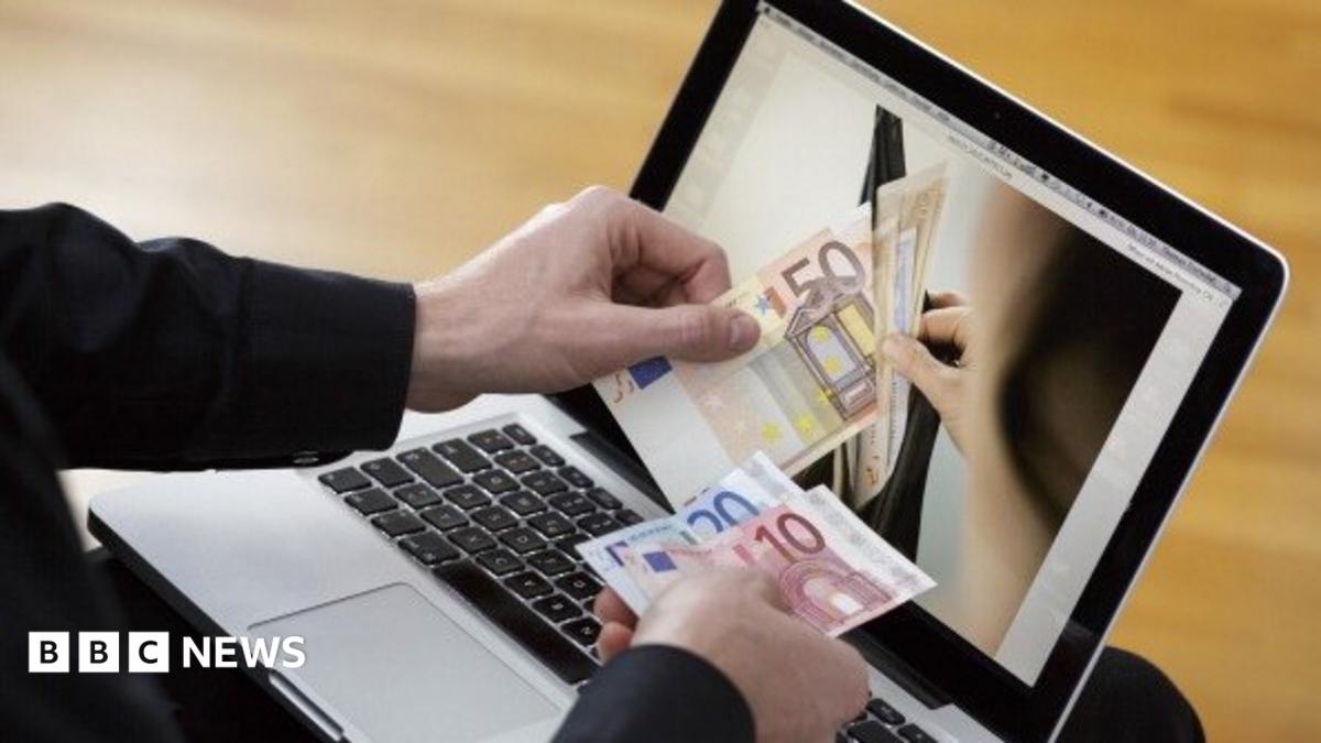 Banking bonuses: How much do they matter? - BBC News