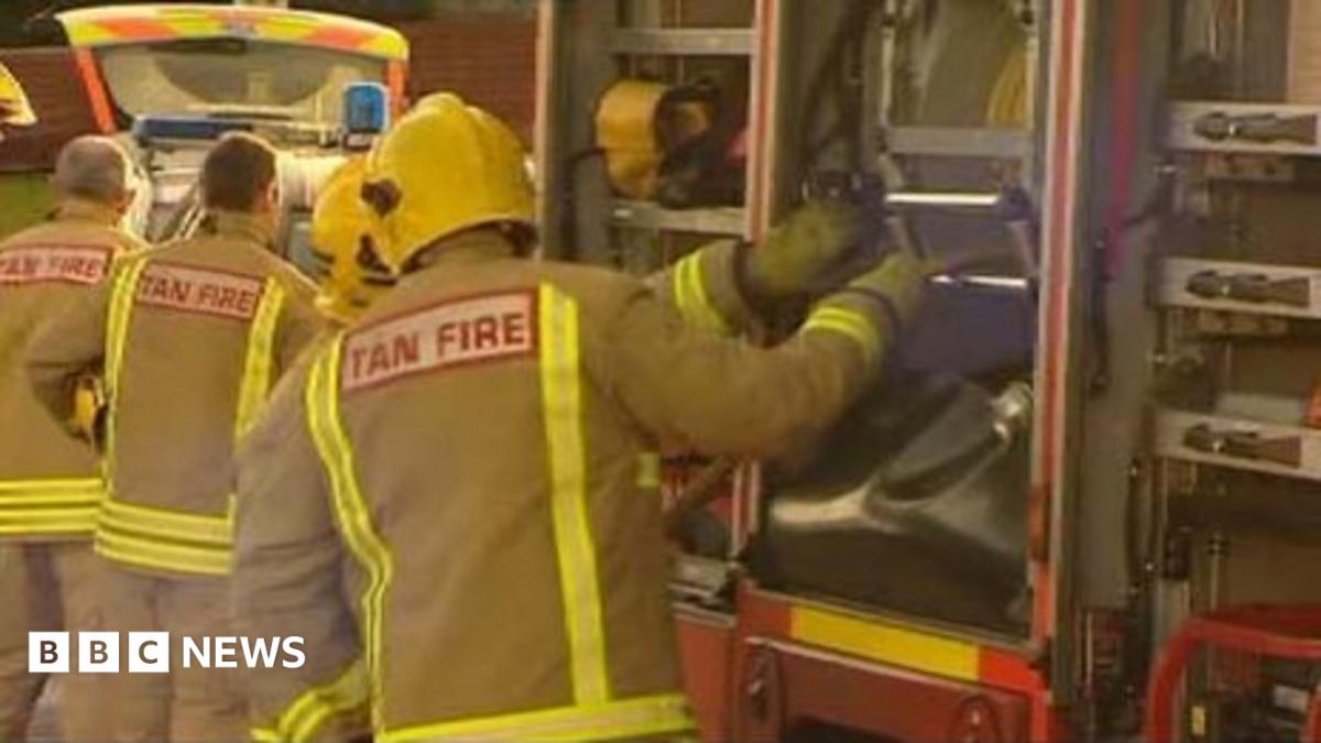 Seven treated for smoke after Llanelli house fire - BBC News