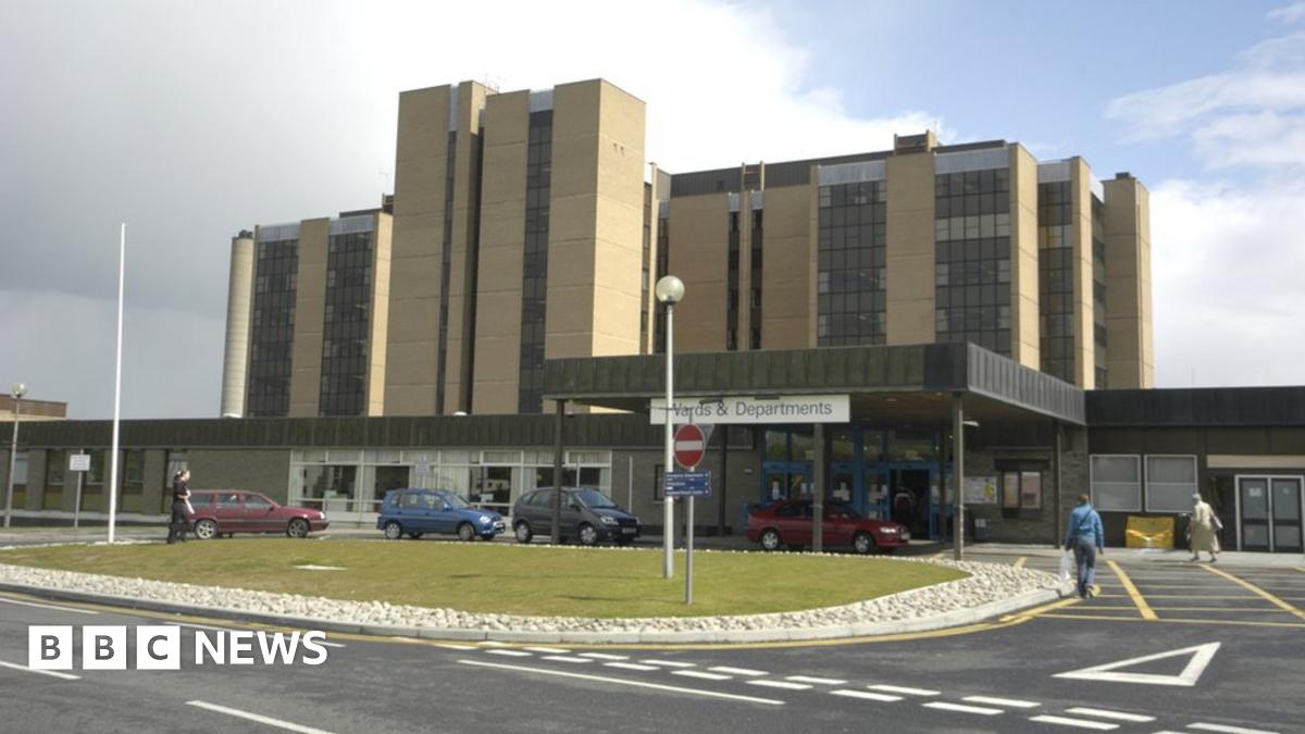 Man in court after alleged escape from custody in Inverness - BBC News