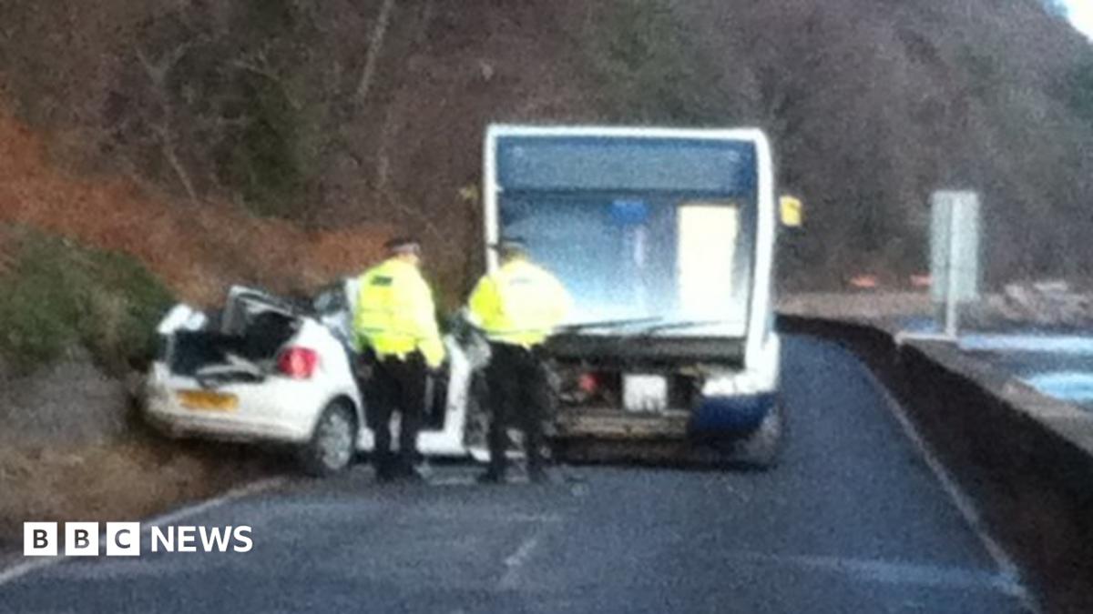 One person hurt after two cars and bus crash near Avoch - BBC News