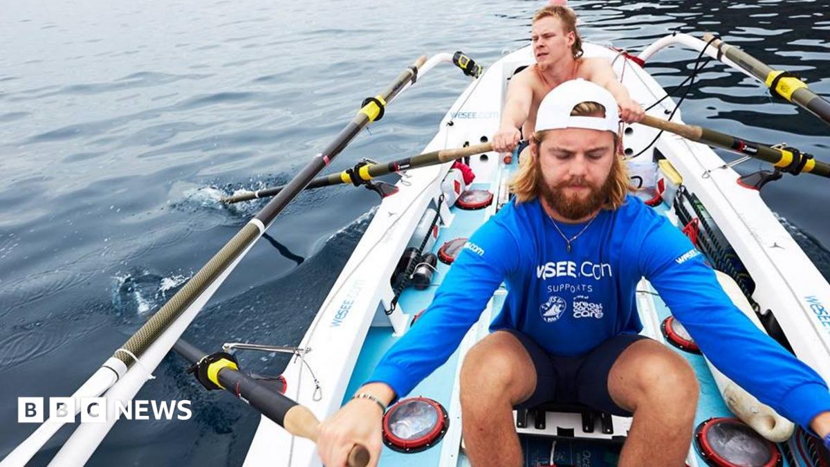 'Youngest' Atlantic Ocean rowers near finish line - BBC News