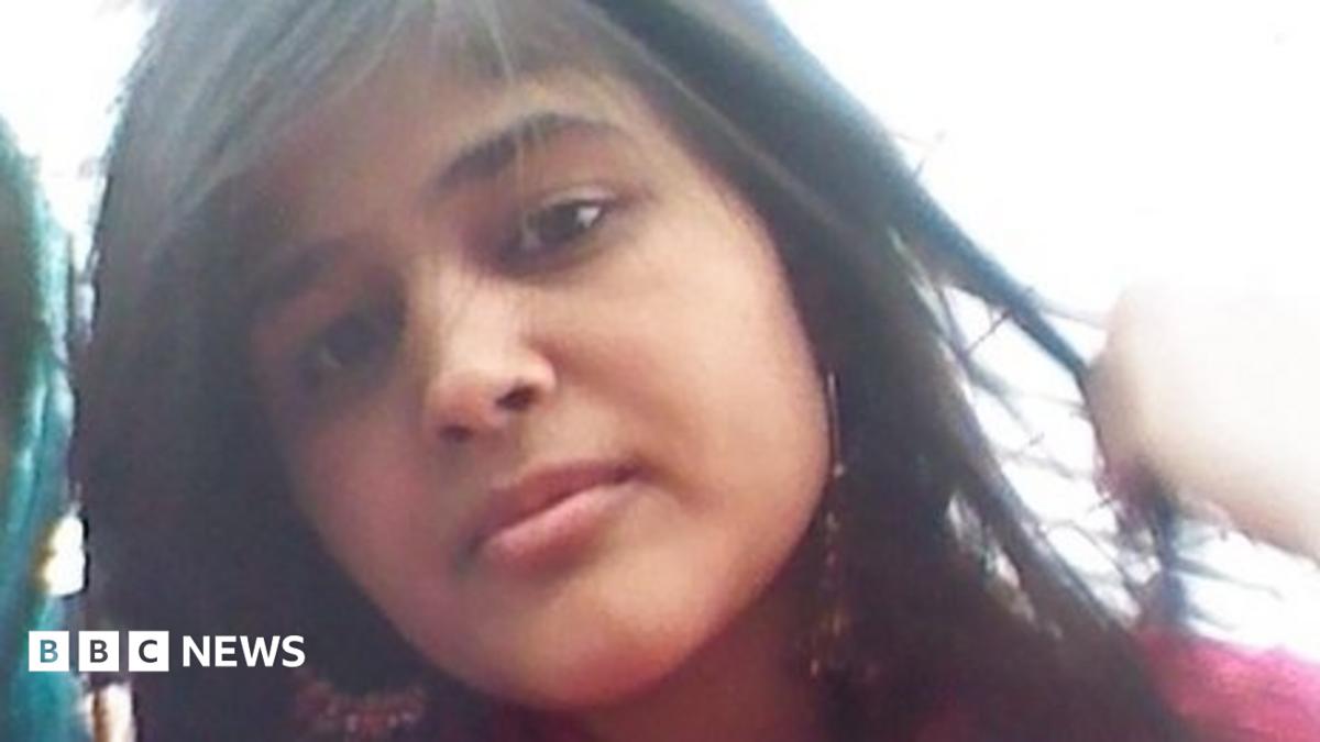 Missing Nida Naseer: Family's emotional video appeal - BBC News