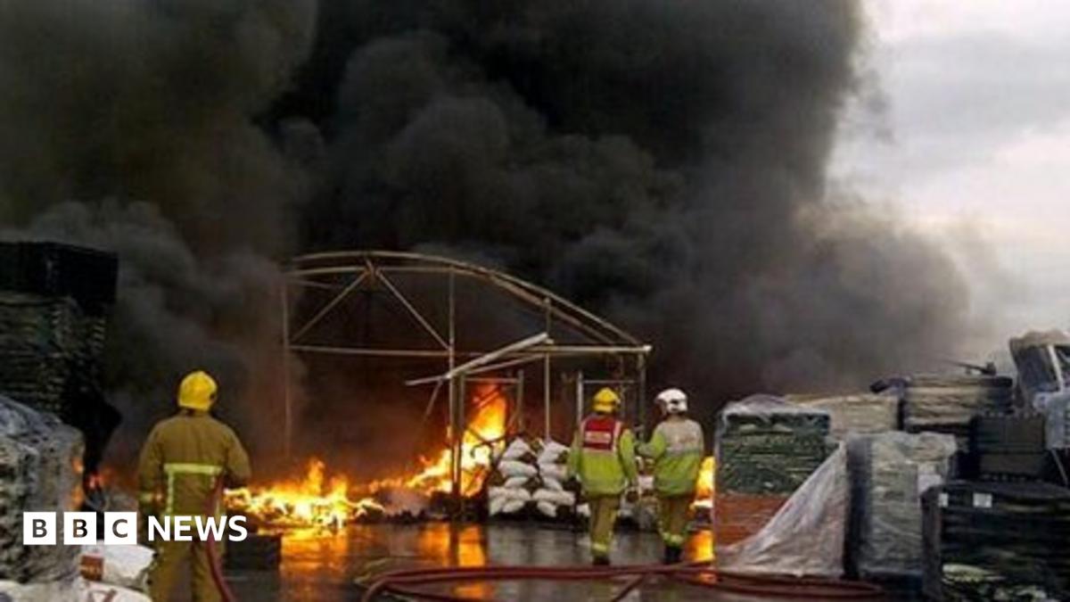 Herbert Street fire: crews battle greenhouse blaze - BBC News