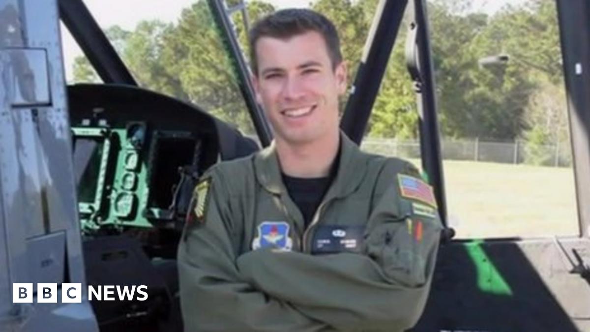 Norfolk helicopter crash: Funeral for Christopher Stover - BBC News