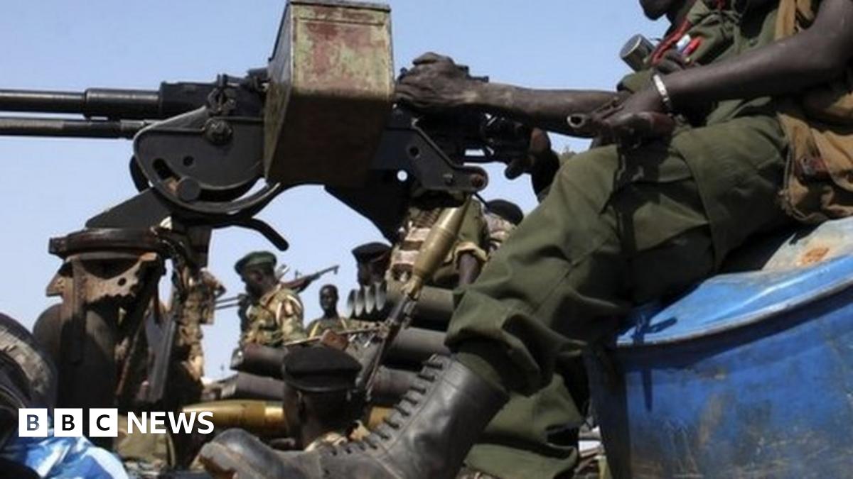 South Sudan 'coup leaders' face treason trial - BBC News