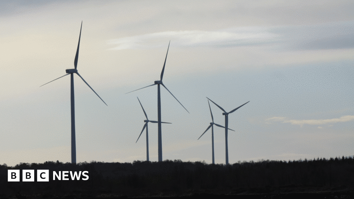 Ireland's rural protests over wind energy - BBC News