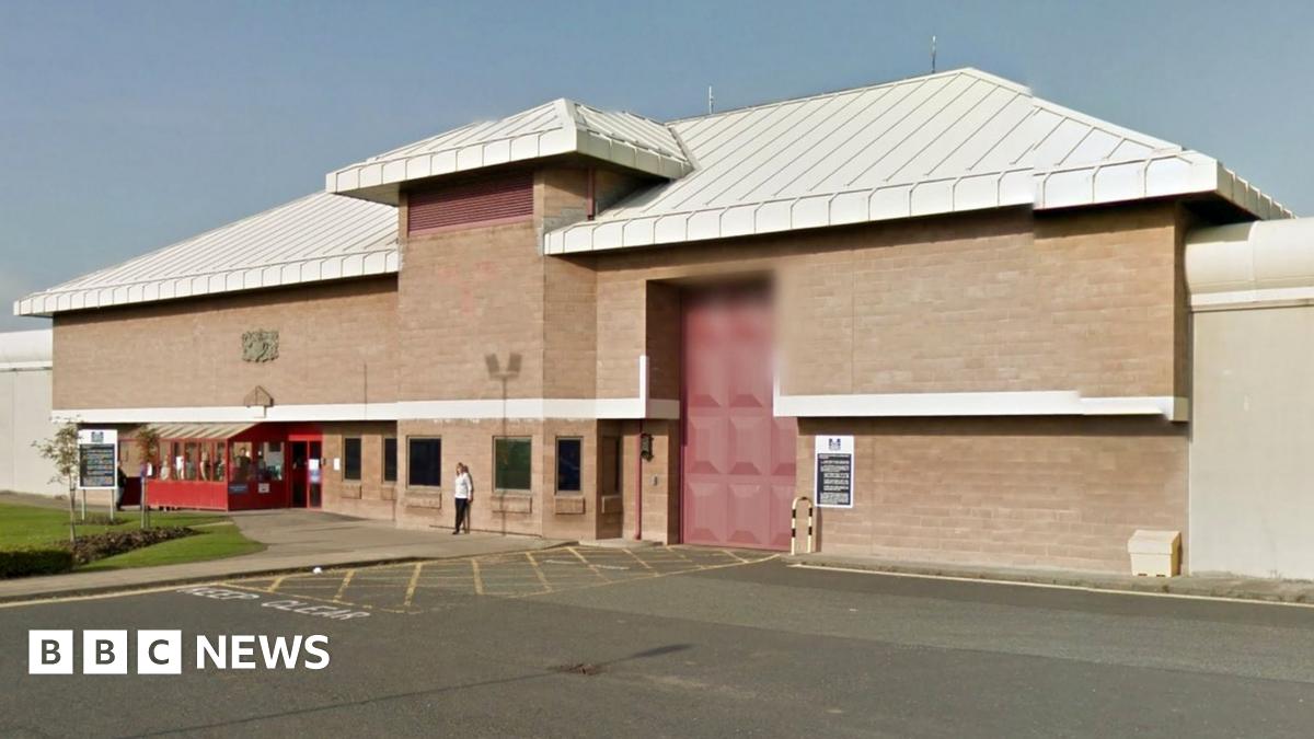 Stockton jail inmates missed by 'poor' safety checks - BBC News
