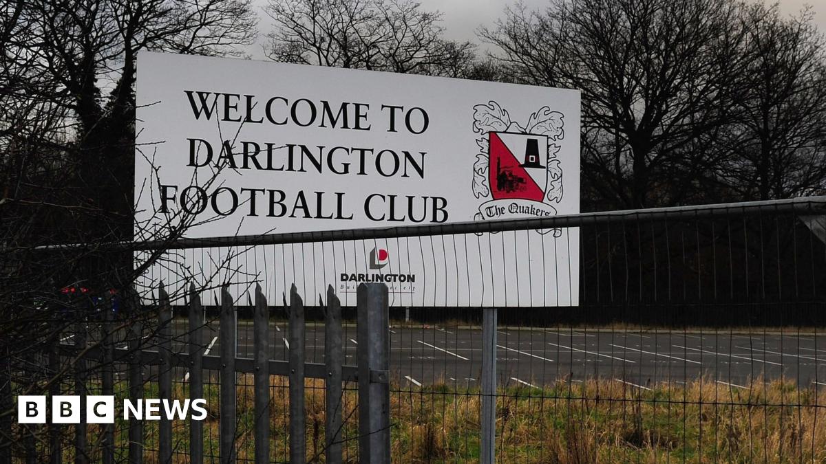 Darlington fans raise funds for rugby club ground share - BBC News