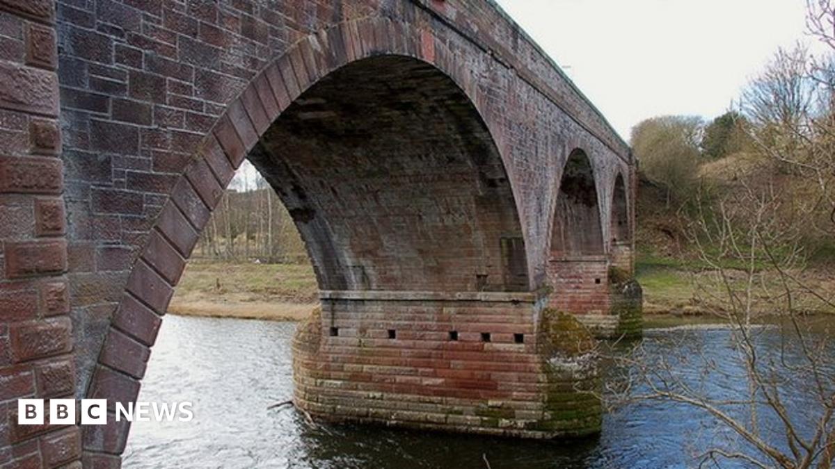 Borders Railway: Black Path closure 'unavoidable' - BBC News