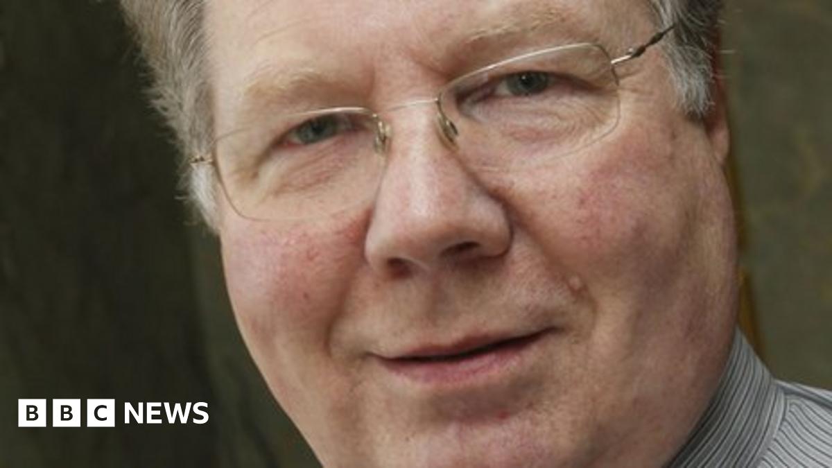 Presbyterian moderator Michael Barry set to take charge - BBC News