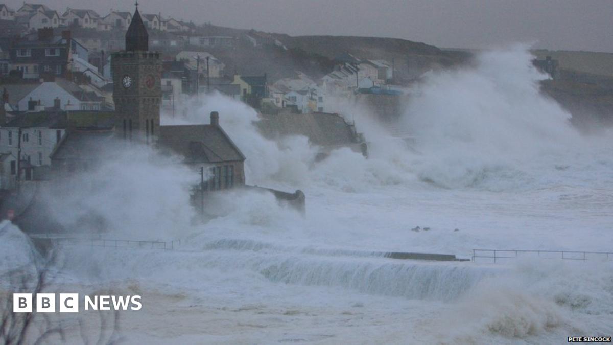 Pictures: Cornwall under siege from storm - BBC News