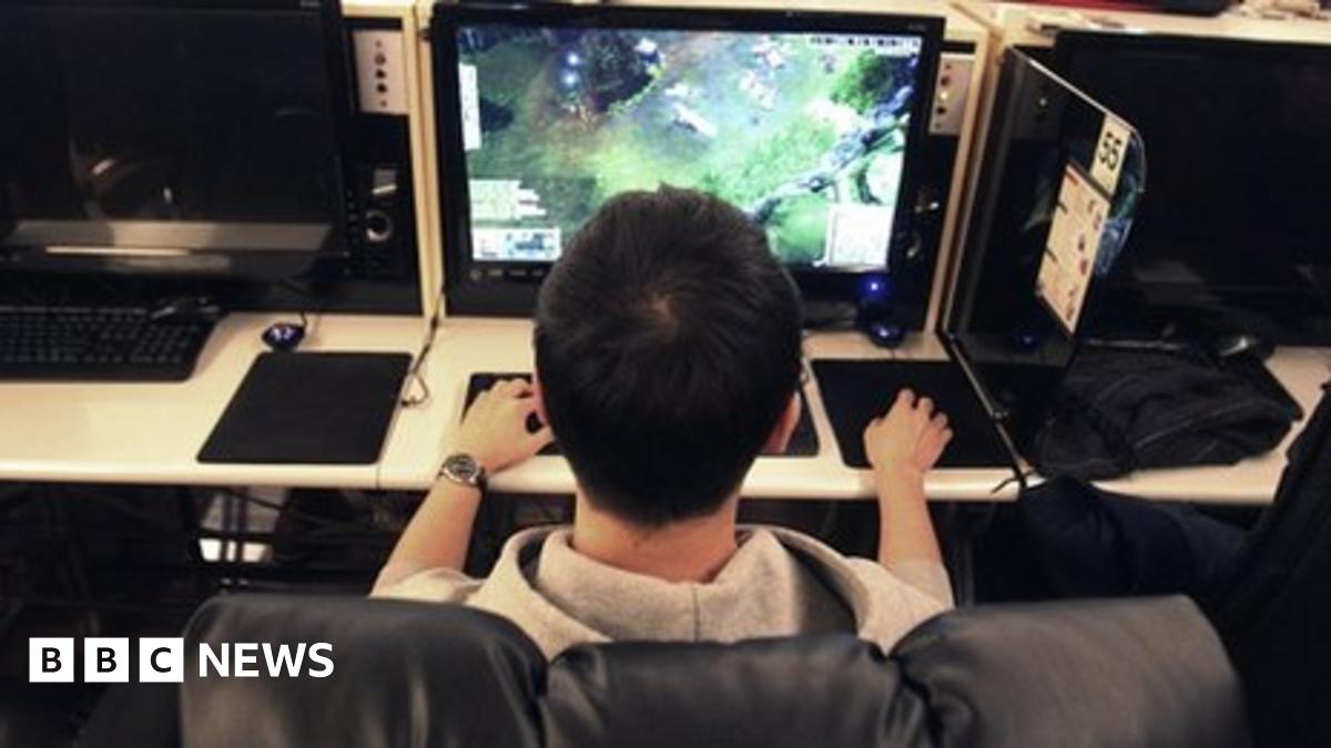 Violent video games leave teens 'morally immature' - BBC News