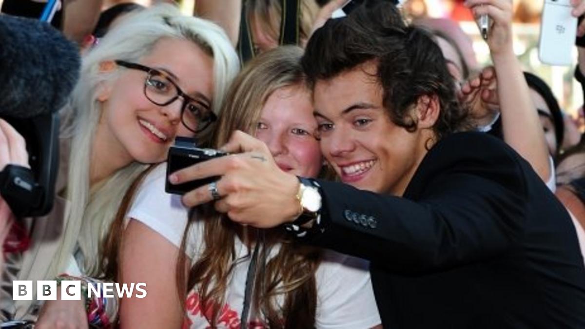 Harry Styles: One Direction are bigger than The Beatles - BBC News