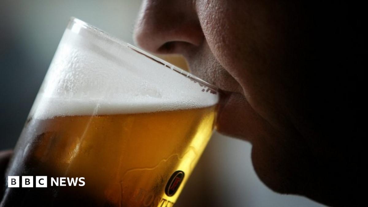 Alcohol Concern Cymru fears for over-60s turning to drink - BBC News