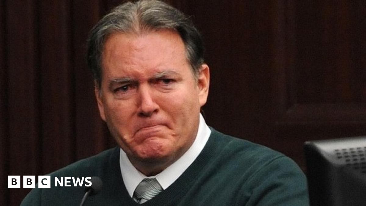 Jordan Davis death: Michael Dunn 'fired in self-defence' - BBC News