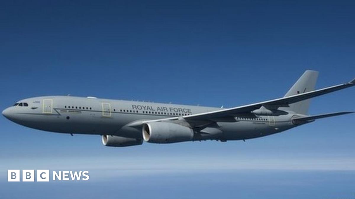 RAF planes 'grounded' after 'in-flight issue' - BBC News