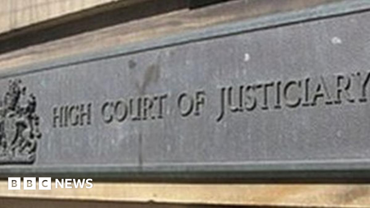 Graham Lang jailed for brutal attack on Lyndi Brown - BBC News