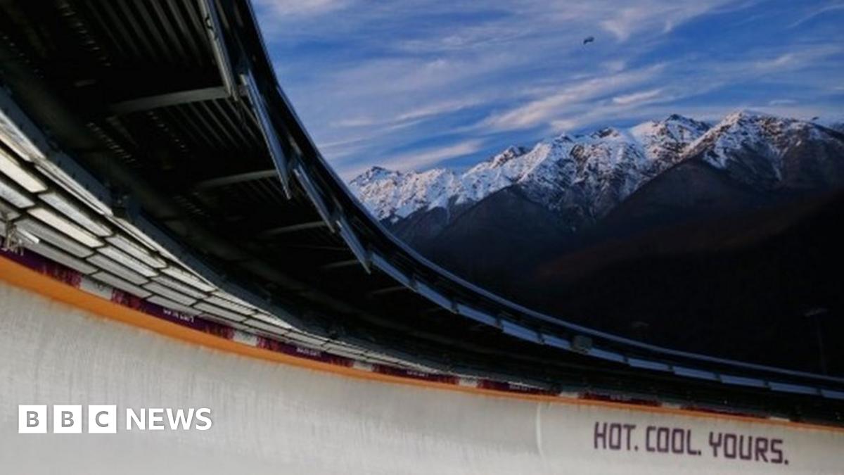 Bobsleigh hits track worker at Sochi Olympics - BBC News