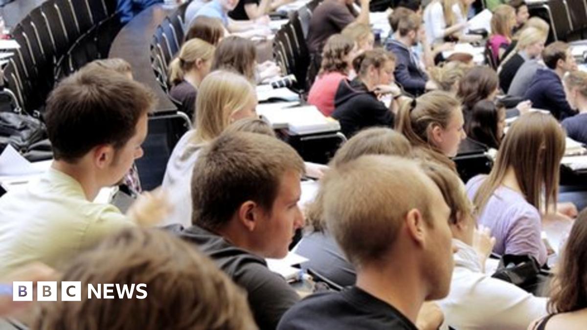 University marking boycott threatens final exams - BBC News