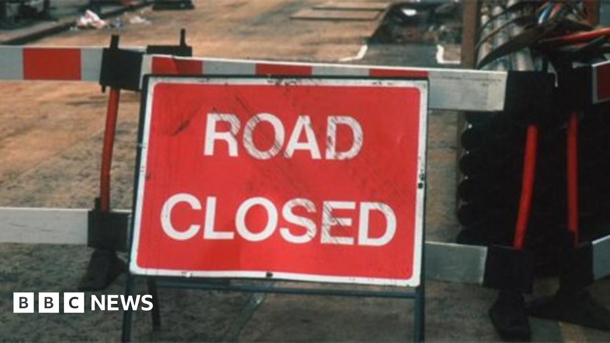 Woman dies in crash with bin lorry in Romsey - BBC News