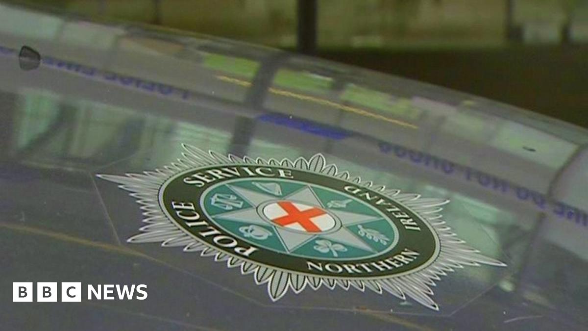 Strabane police cars attacked at scene of sudden death - BBC News