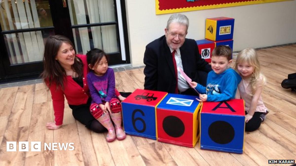 Scottish parliament passes children's bill - BBC News