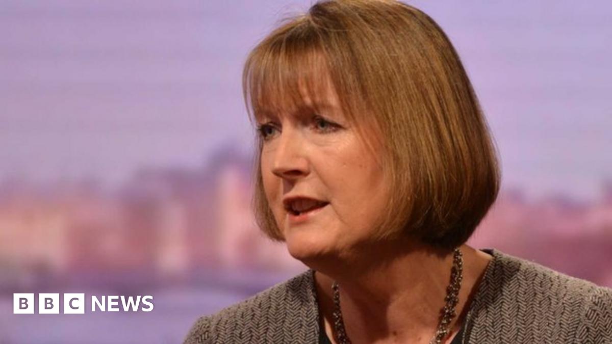 Harriet Harman condemns paper's 'smear campaign' - BBC News