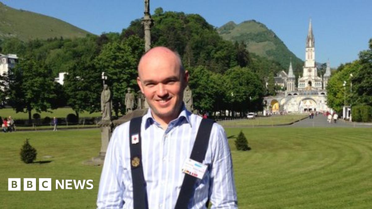 Dr Michael Moran evaluates Lourdes miracles reports - BBC News