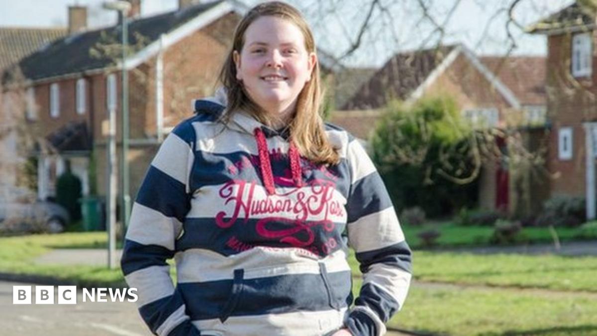 Kent youth PCC Kerry Boyd relationship investigated - BBC News