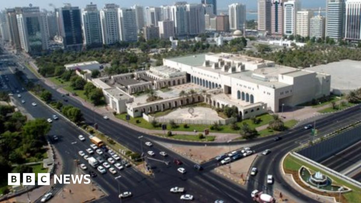 UAE: New street names cause confusion - BBC News