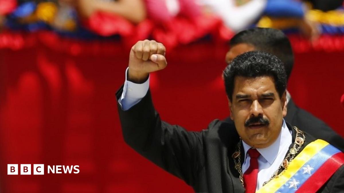 Venezuela's Maduro breaks diplomatic links with Panama - BBC News