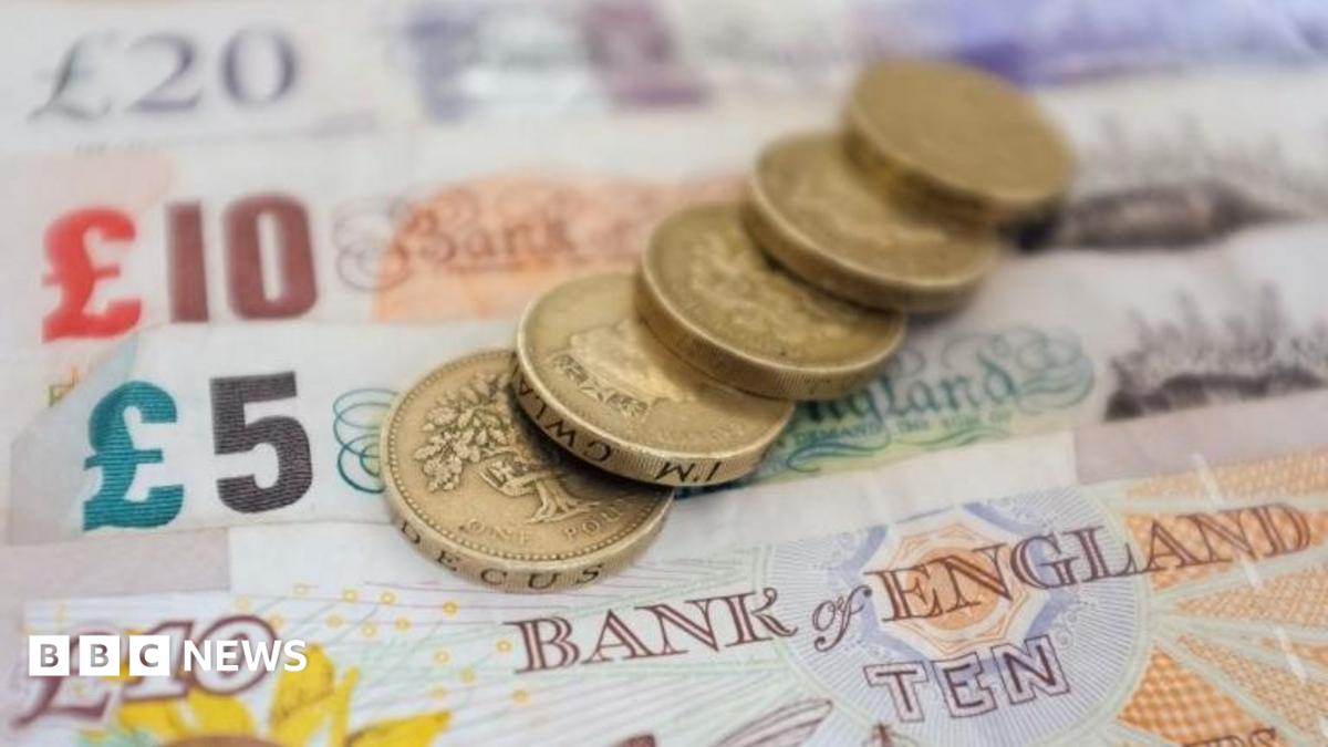 Crowdfunding new regulations anger start-up industry - BBC News