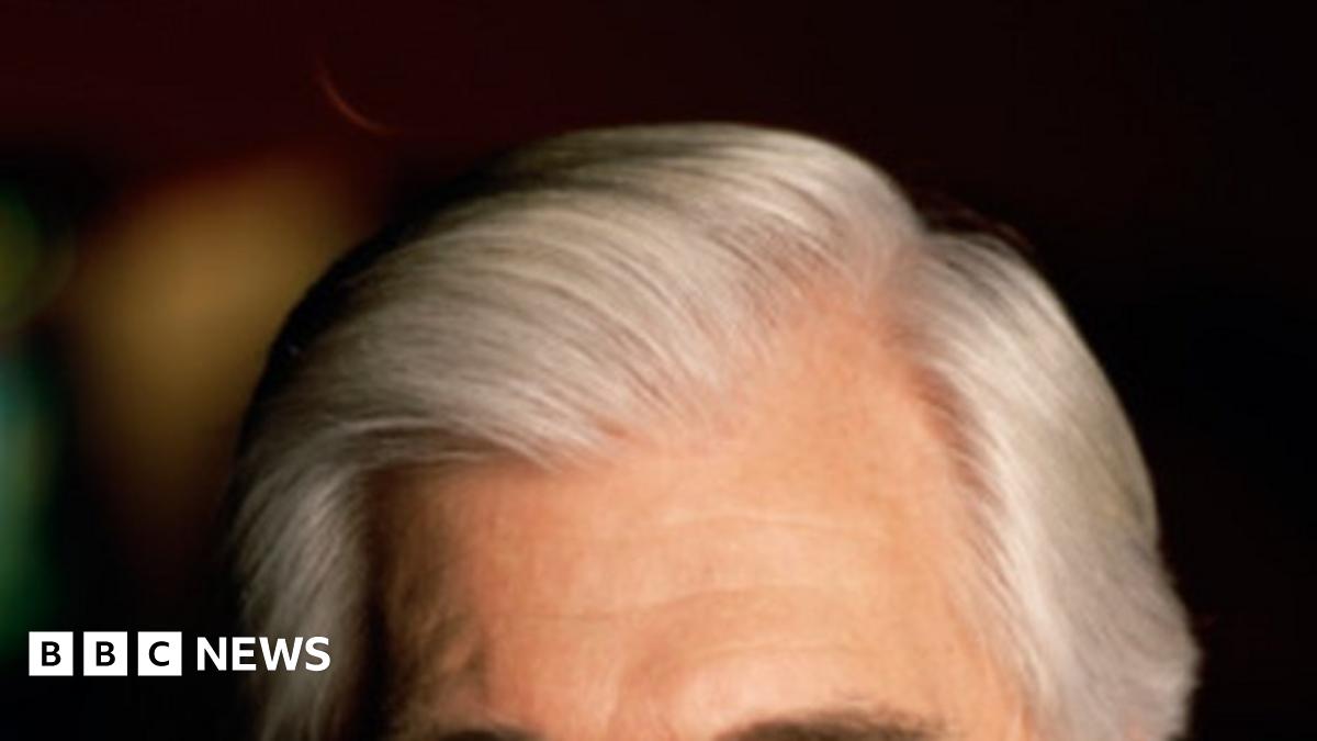 The Somali love of 'rude' nicknames - BBC News