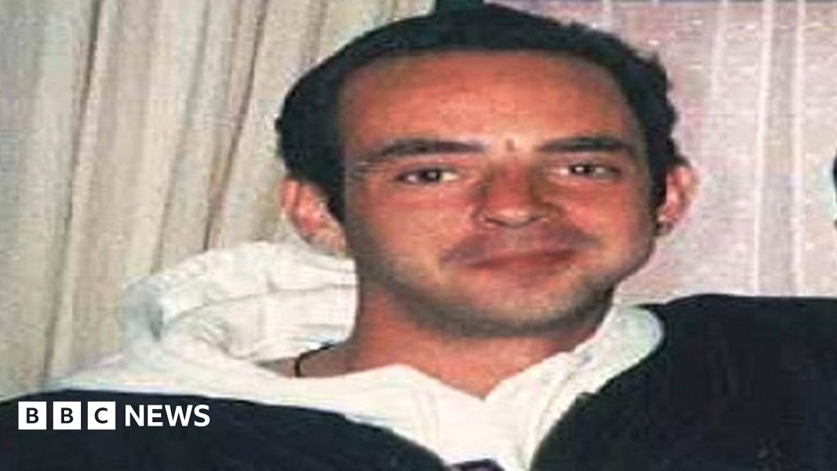 Cardiff prison death: Inmate charged with murder - BBC News