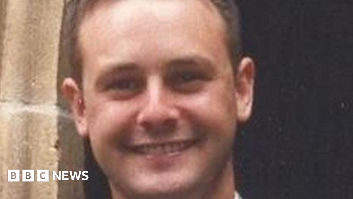 Jamie Belshaw murder: Lisa Palmer pleads guilty to manslaughter - BBC News