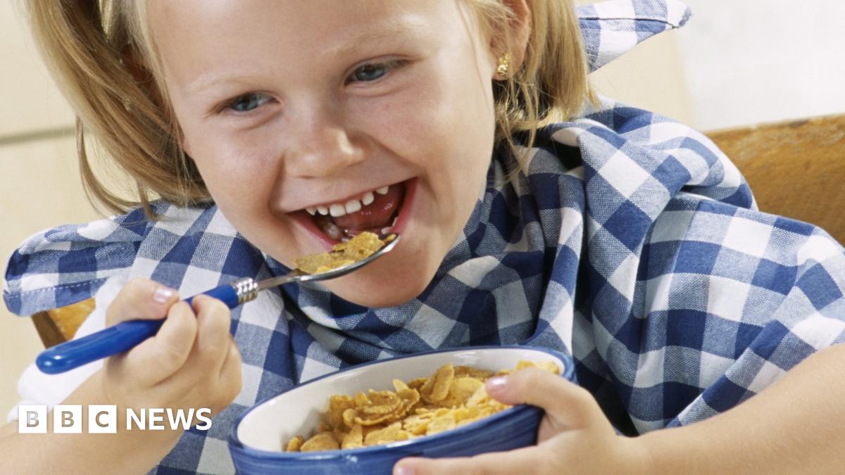 Children's diets 'far too salty' - BBC News