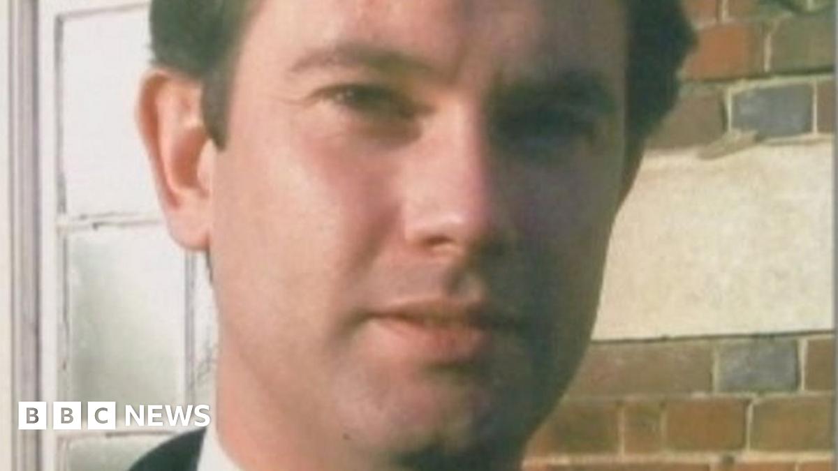 Matthew Simmonds ventilator death 'not gross failure' - BBC News