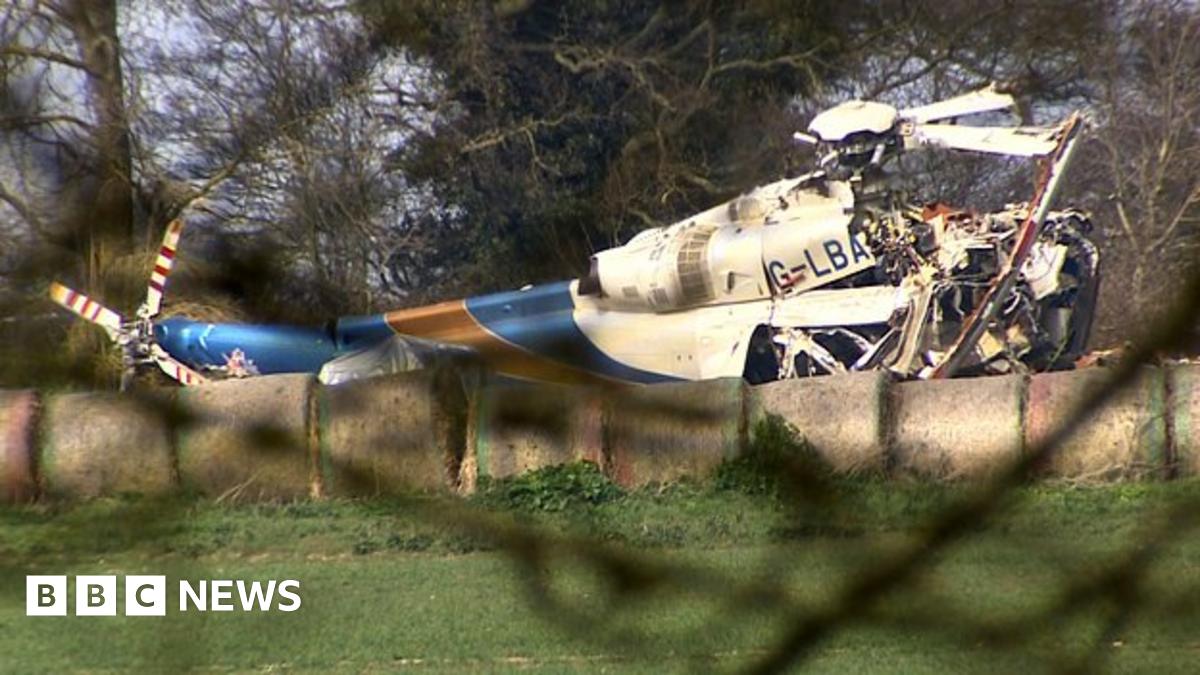 Norfolk crash: Lord Ballyedmond raised concerns over helicopter - BBC News