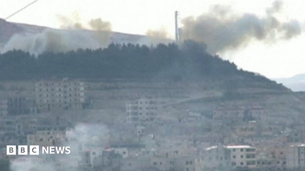 Syria 'recaptures rebel border town Yabroud' - BBC News