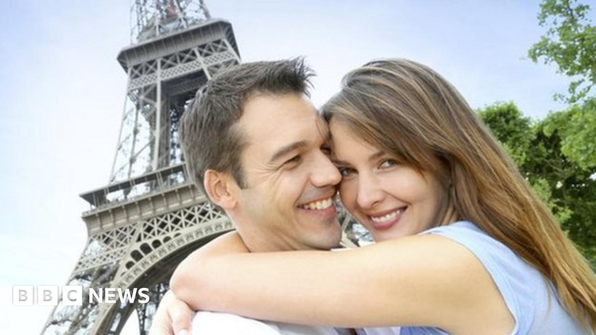 Is big data dating the key to long-lasting romance? - BBC News