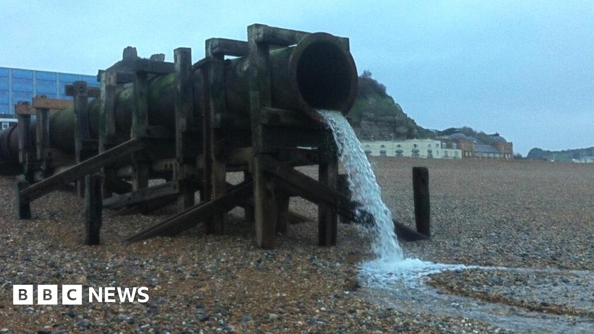 Hastings and Lancing beaches at risk over sewage - BBC News