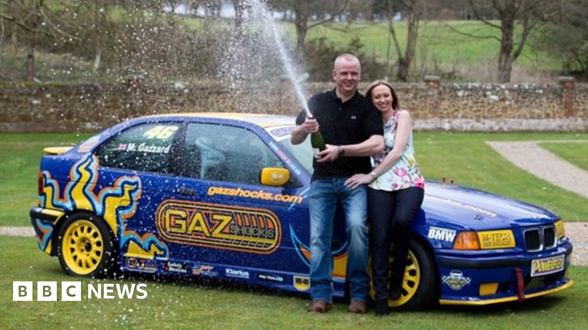 Neil Trotter named £108m Euromillions lottery winner - BBC News