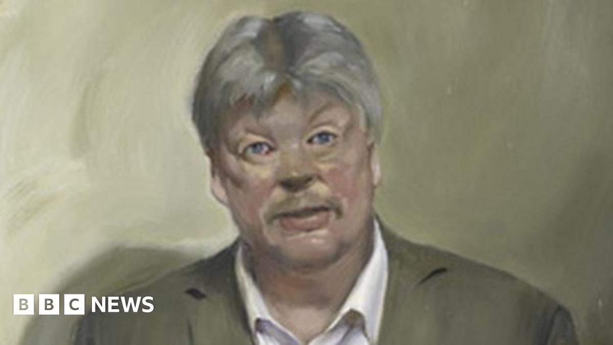 Gallery unveils Weston portrait - BBC News