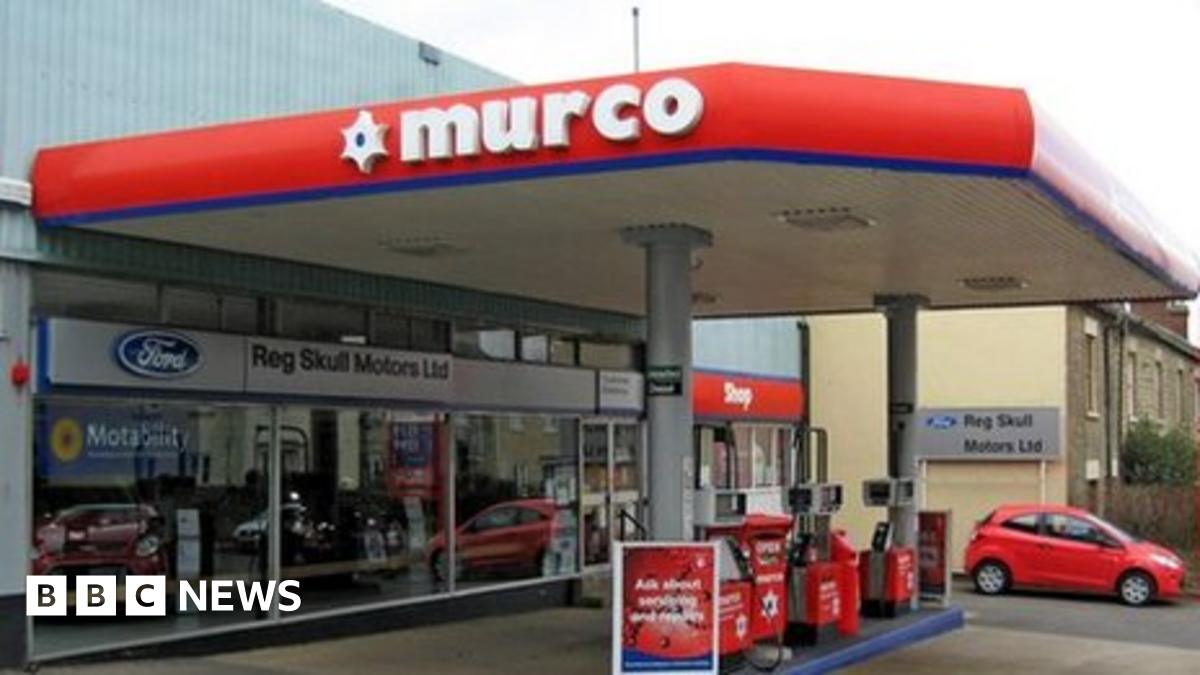 Talks 'advance' on sale of Murco refinery in Milford Haven - BBC News