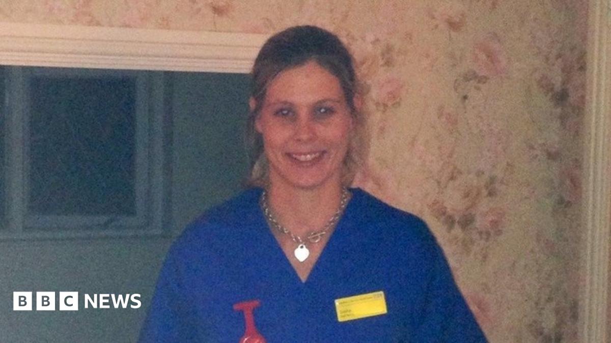 Tributes for 'irreplaceable' Bude nurse Sasha Stewart - BBC News